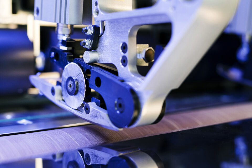 Corrugated cutting machine VPS 100 - Packaging - Machines - Solutions ...